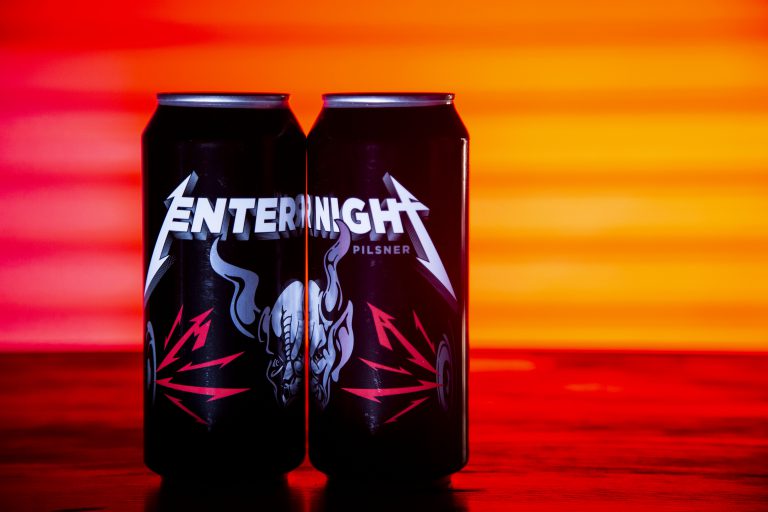Neue Biere: Das Metallica-Band-Bier "Enter Night Pilsner" - HHopcast